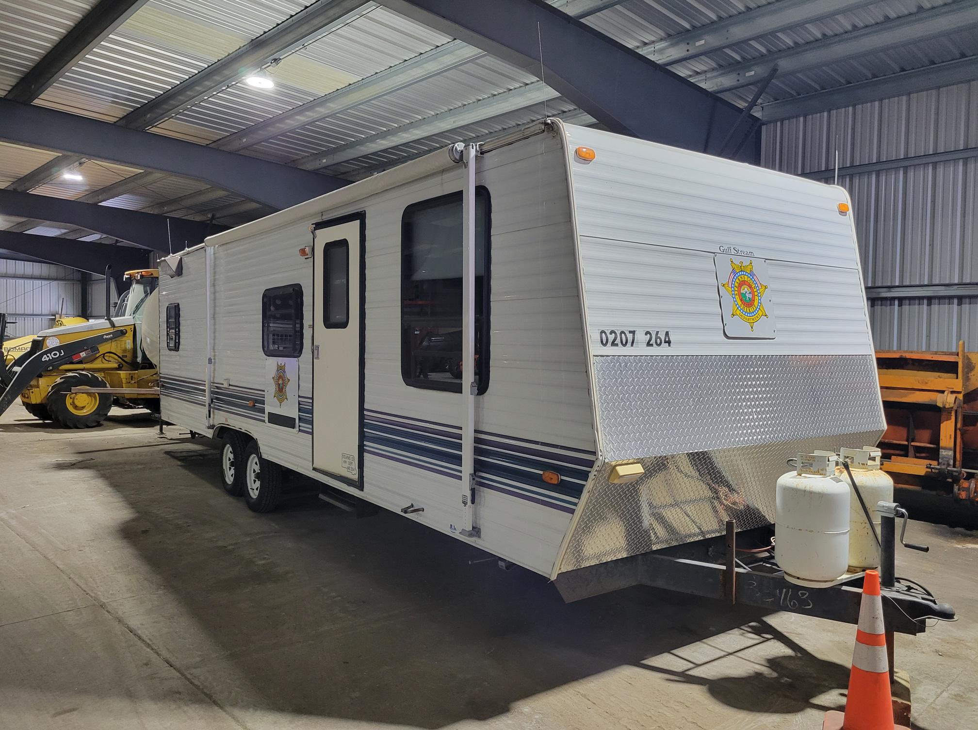 A Large Communications Trailer – Ham Radio Tower Trailers